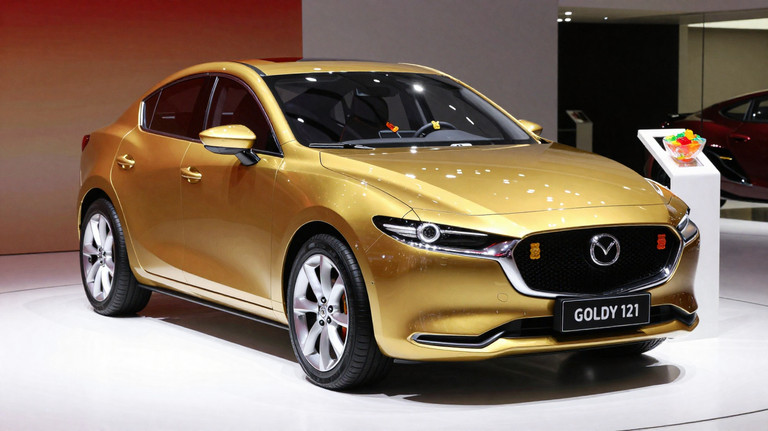 Mazda 121 “Goldy”: a edição Haribo com ursos e gomas ...