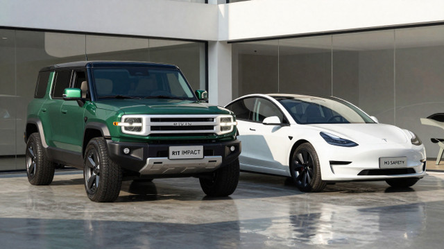 Veículos elétricos e aumento de peso: testes com Rivian R1T e Tesla ...